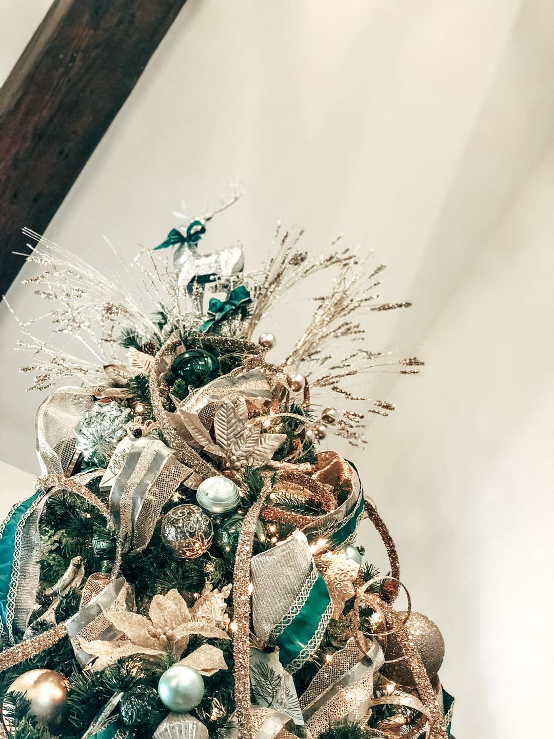 Christmas is Coming | alisaberrydesigns.com