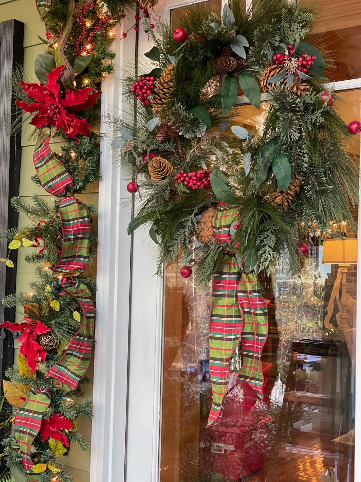 Parade of Christmas Homes II - alisaberrydesigns.com
