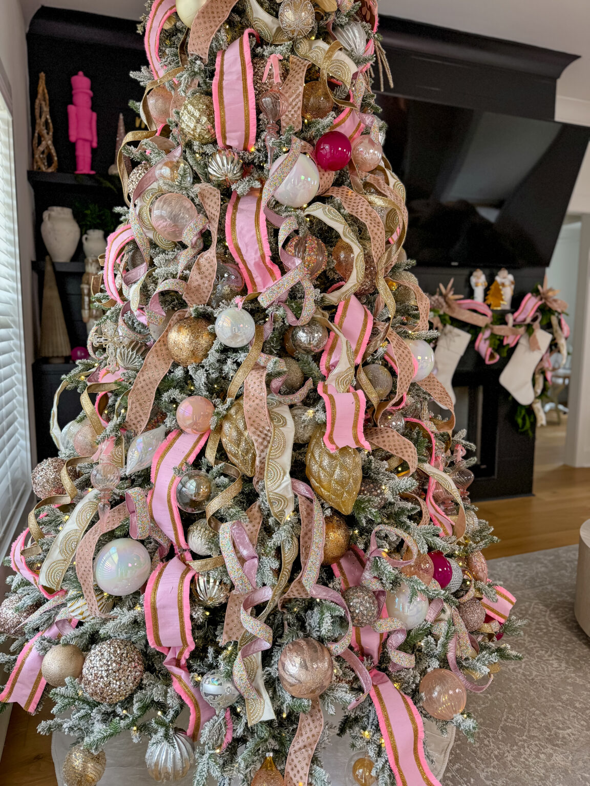 Parade of Christmas Homes II - alisaberrydesigns.com